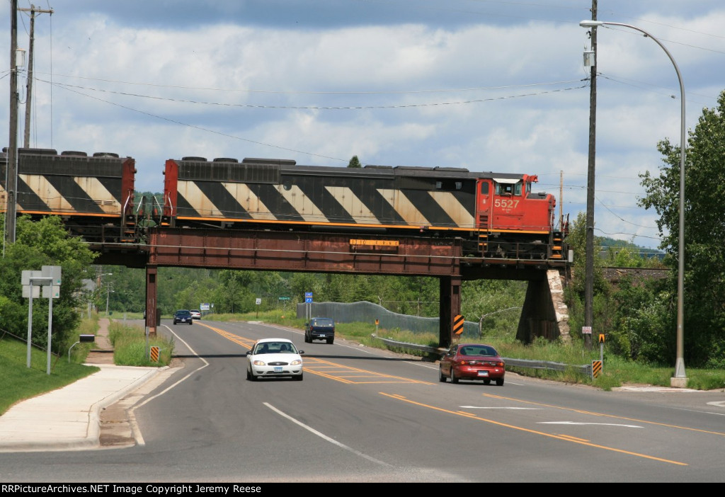 CN 5527 crossing Commonwealth Ave
